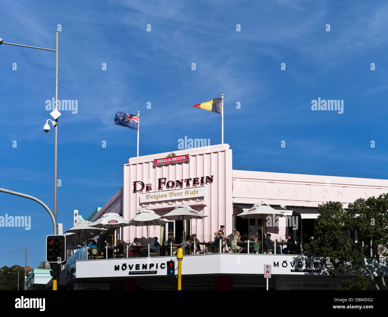 dh Cafe De Fontein AUCKLAND MISSION BAY NEW ZEALAND NZ Alfresco balcony ...