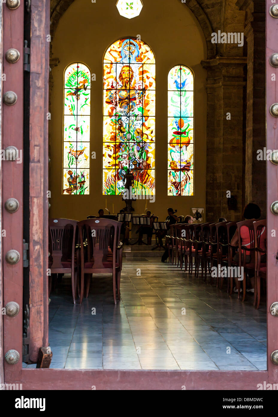 Havana cuba stained glass windows hi-res stock photography and images ...