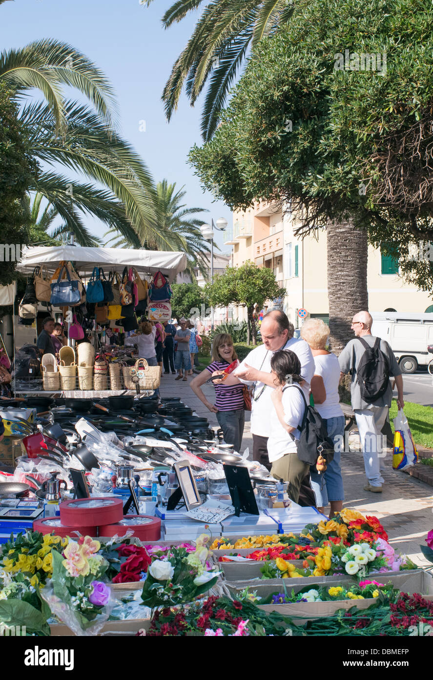 People shopping at the open air market in Ceriale, northern Italy ...