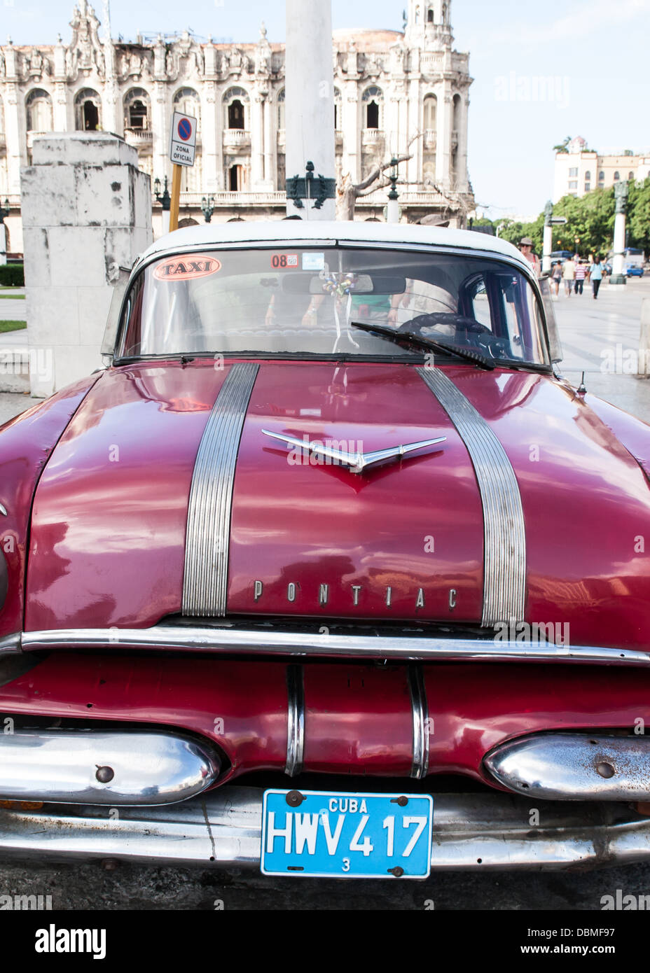 Retro car hi-res stock photography and images - Alamy