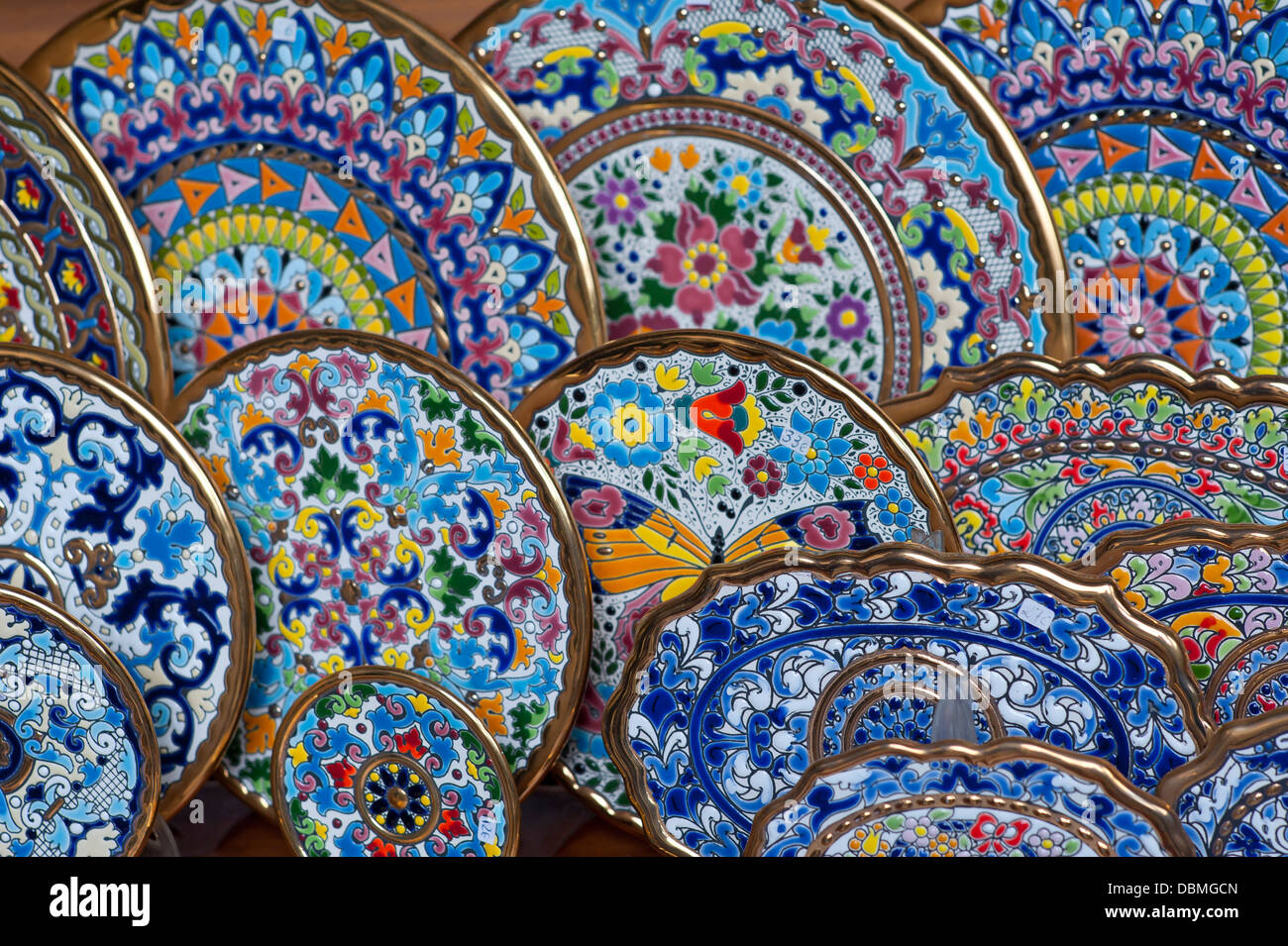 Arabic pottery in a gift shop Stock Photo - Alamy