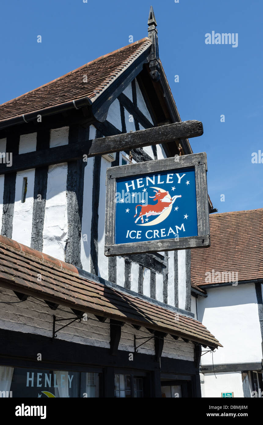 Henley ice cream hi-res stock photography and images - Alamy