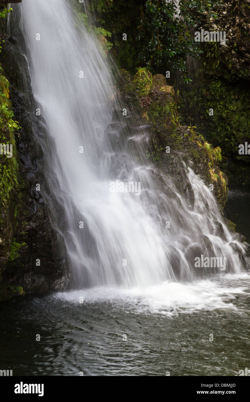 Roadside hanawi falls hi-res stock photography and images - Alamy