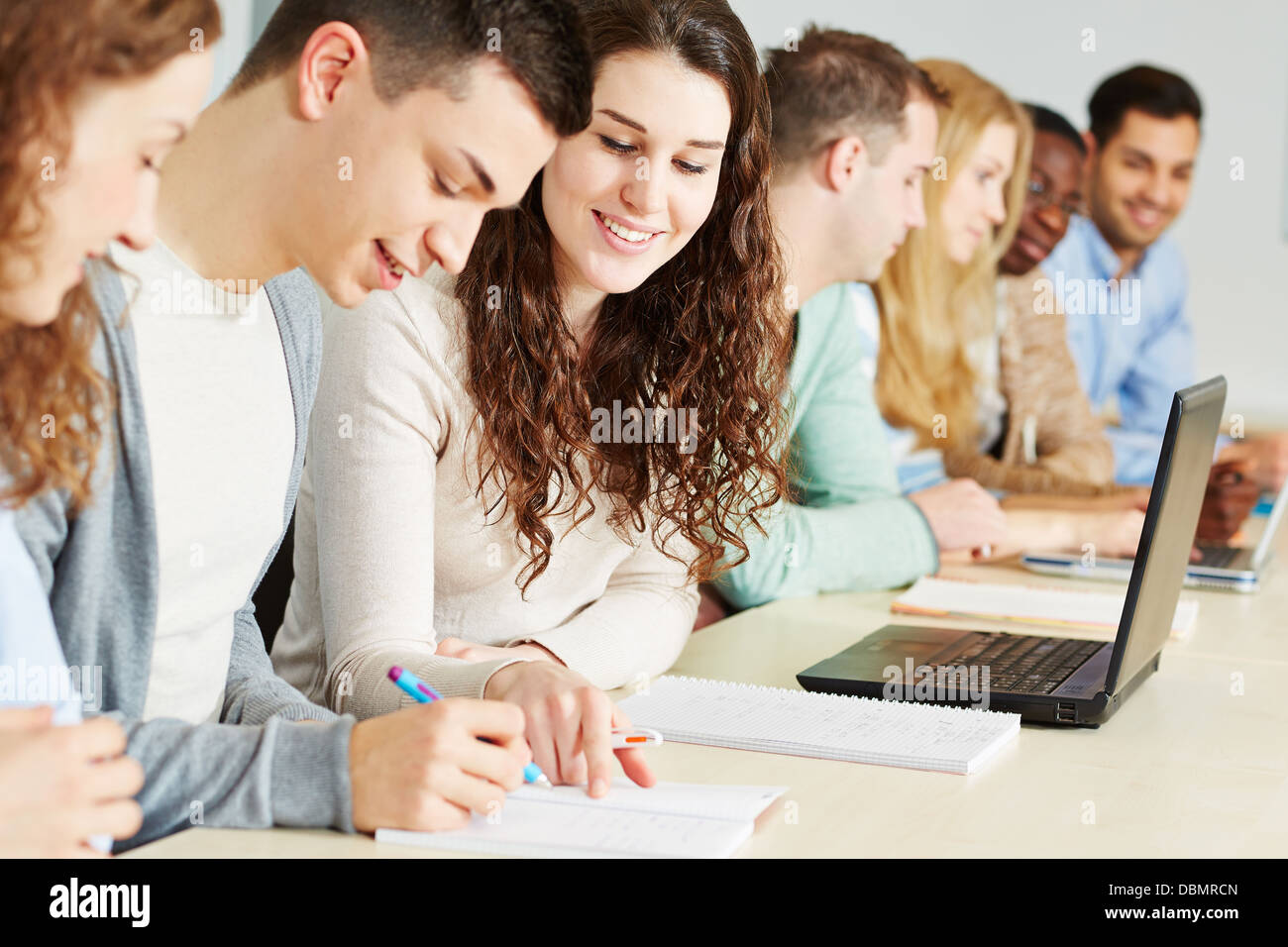 Teenager students working together classroom hi-res stock photography ...