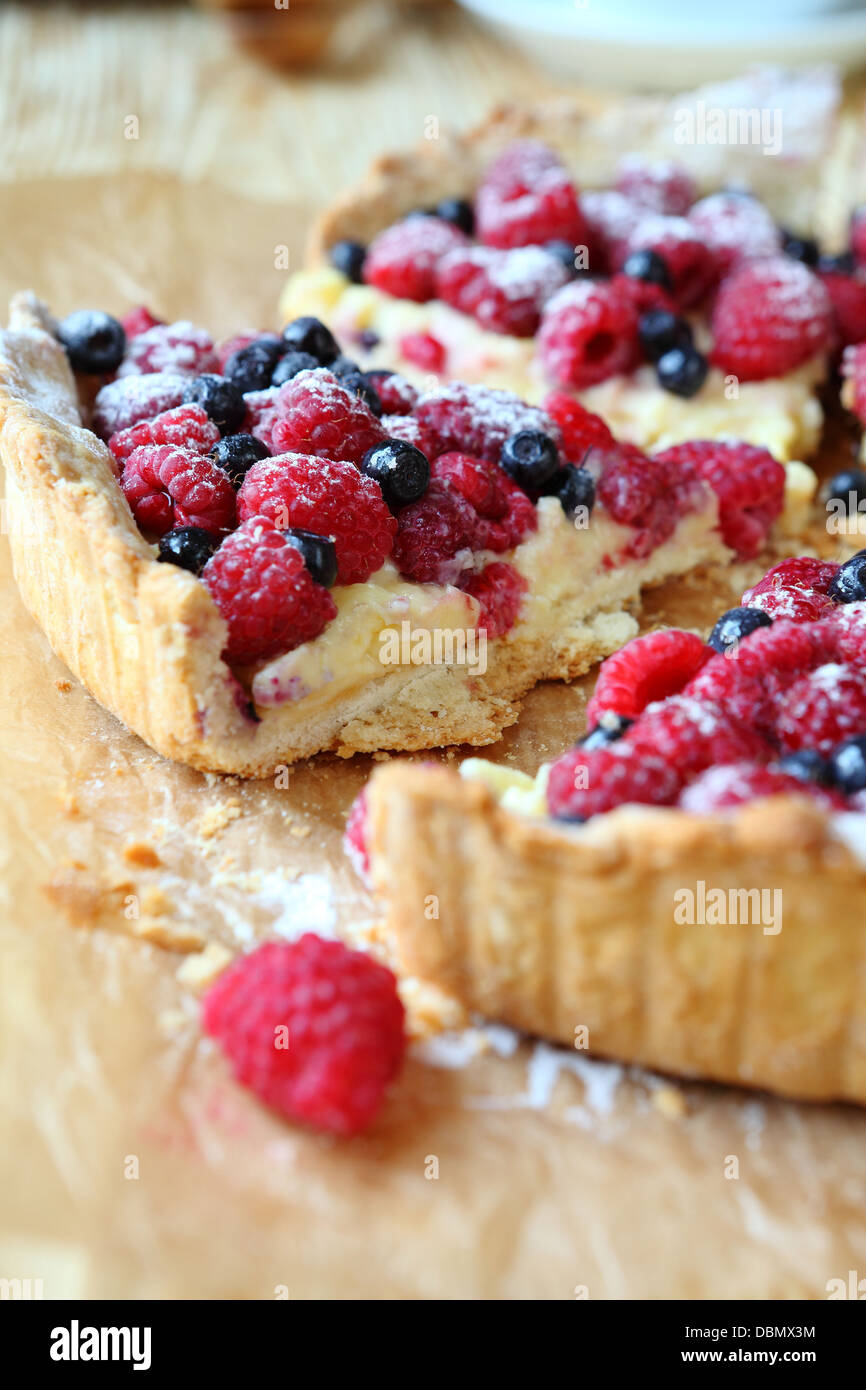 summer berry tart with cream, food close up Stock Photo - Alamy