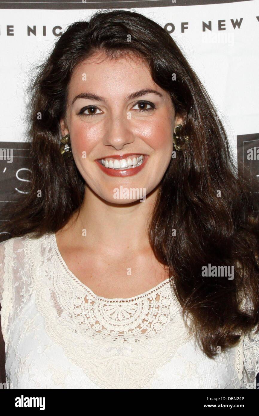 Jennifer sheehan opening night performance hi-res stock photography and ...