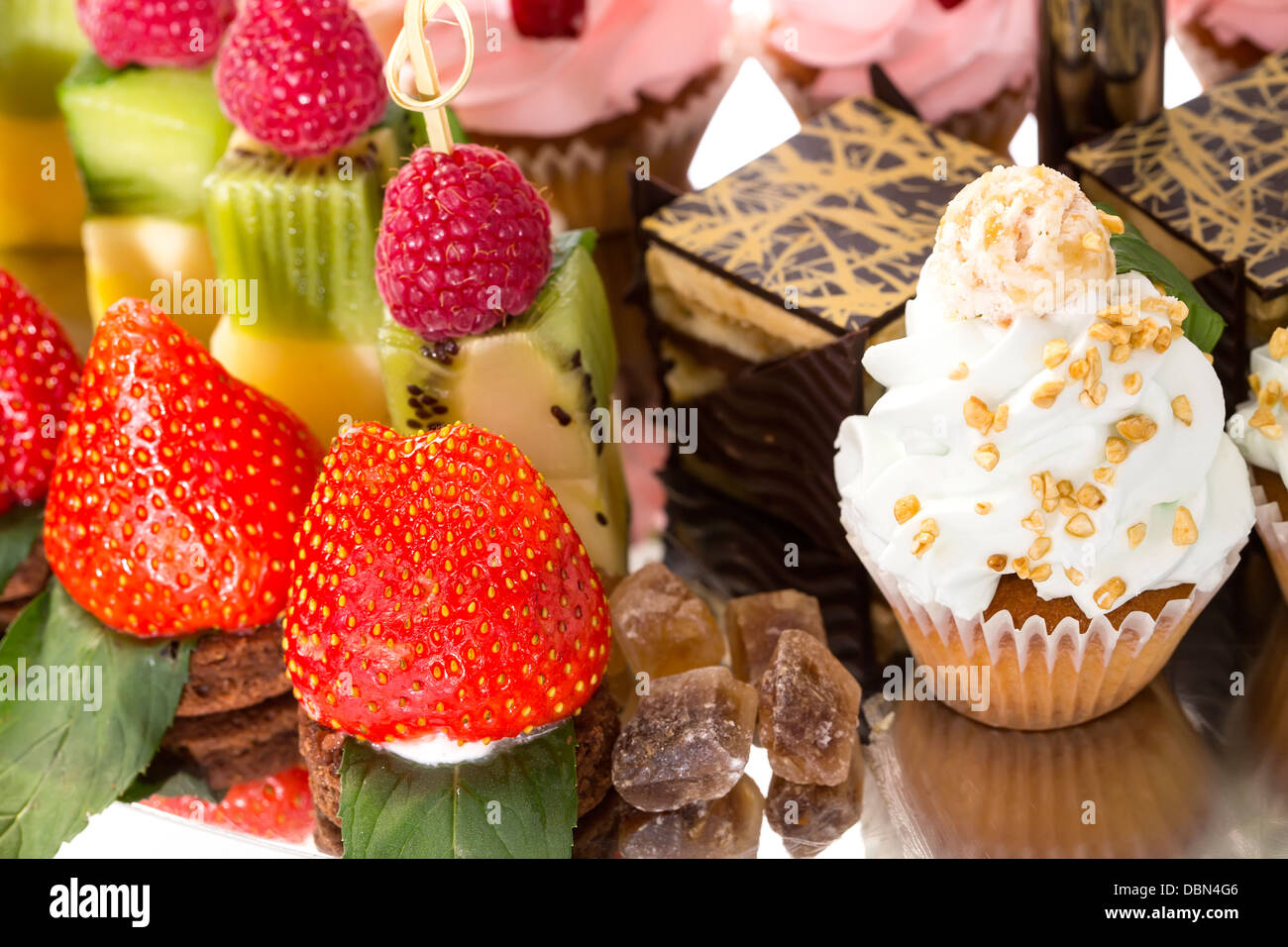 Plate of fruit dessert berry canape Stock Photo - Alamy