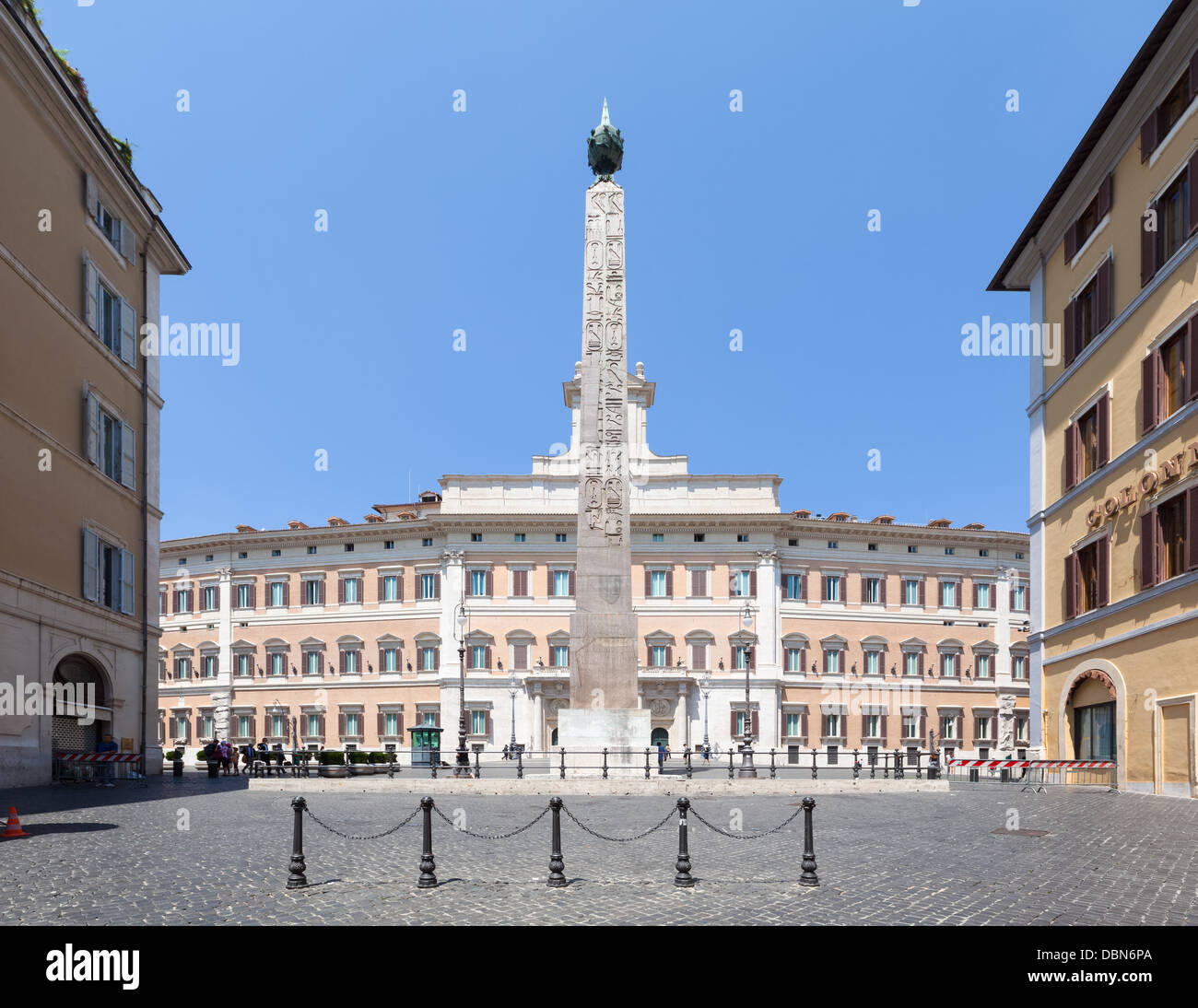 Palazzo montecitorio in rome hi-res stock photography and images - Alamy