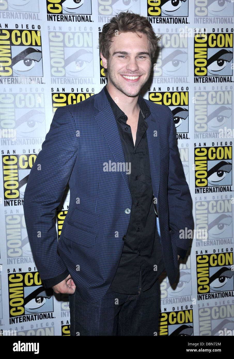 Grey damon hi-res stock photography and images - Alamy