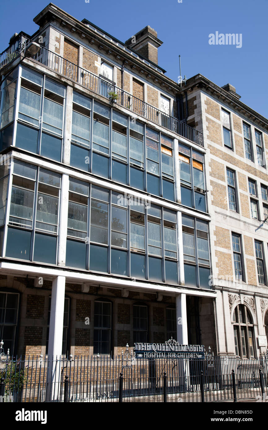 Queen elizabeth hospital london hi-res stock photography and images - Alamy