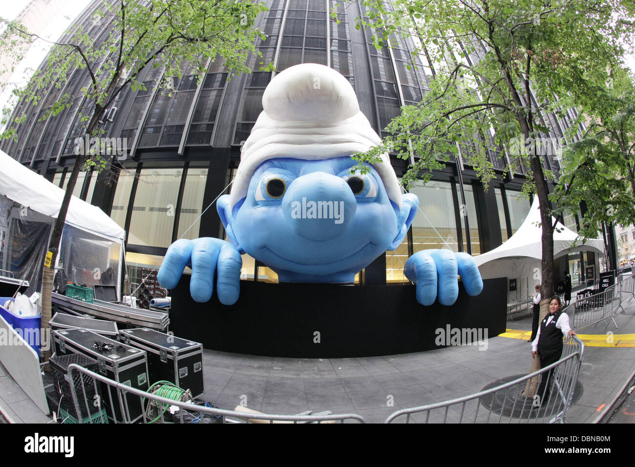 Atmosphere 'The Smurfs' world premiere at the Ziegfeld Theater ...