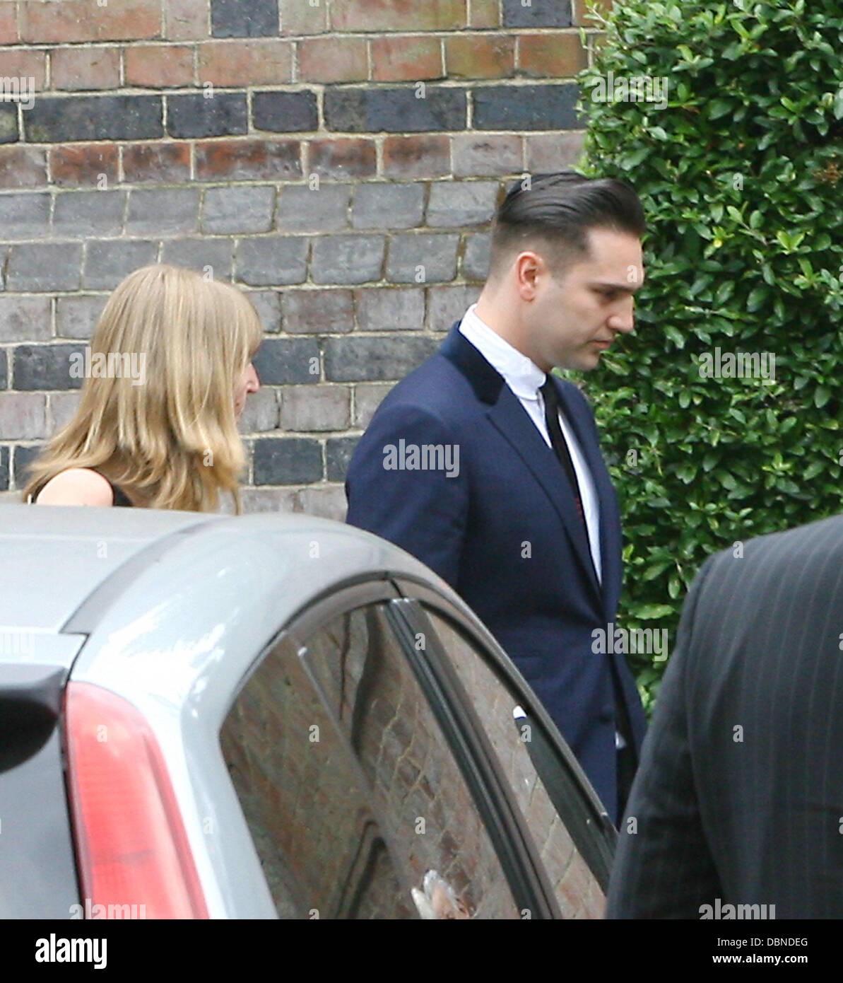 Reg Traviss The cremation of Amy Winehouse at Golders Green Crematorium ...