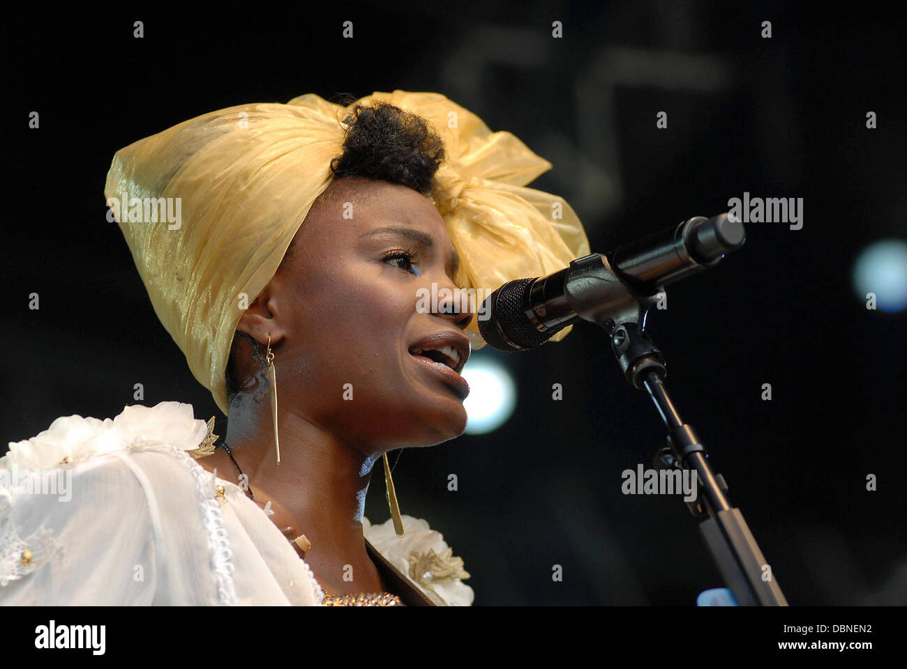 Shingai Shoniwa of Noisettes, performing on stage during Greenwich ...