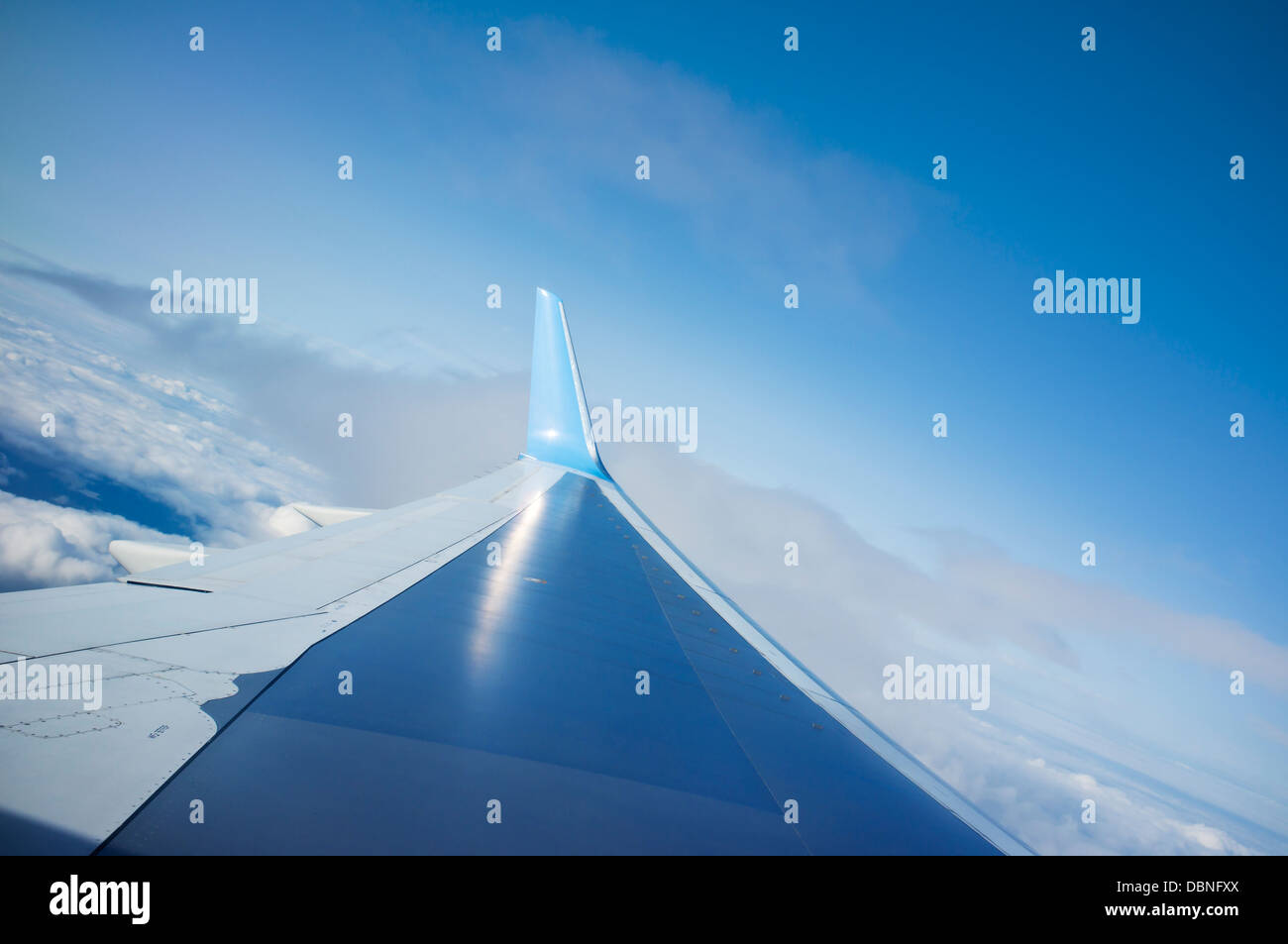 Airplane wing close hi-res stock photography and images - Alamy