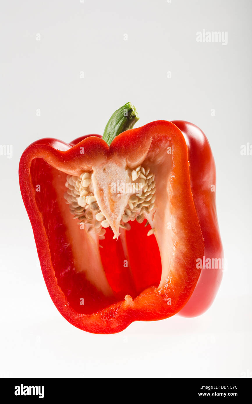 Cross section red bell pepper hi-res stock photography and images - Alamy