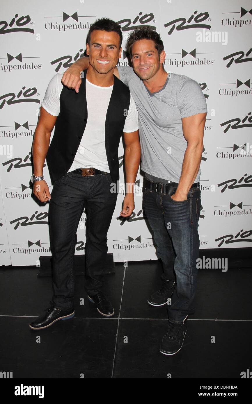 Jeremy Jackson and Jeff Timmons poses with the Chippendales at the ...