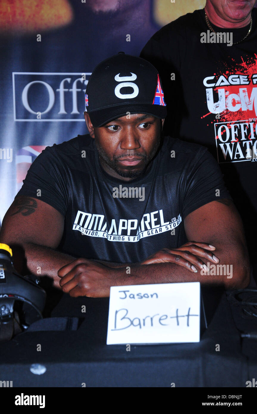 Weigh in mma hi-res stock photography and images - Alamy