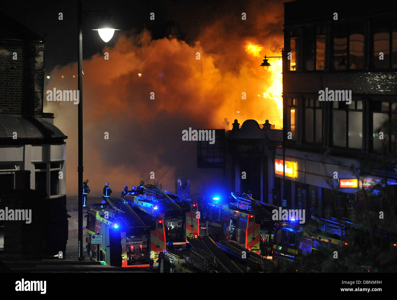 Fires burn as riots break out in North London's Tottenham after a ...
