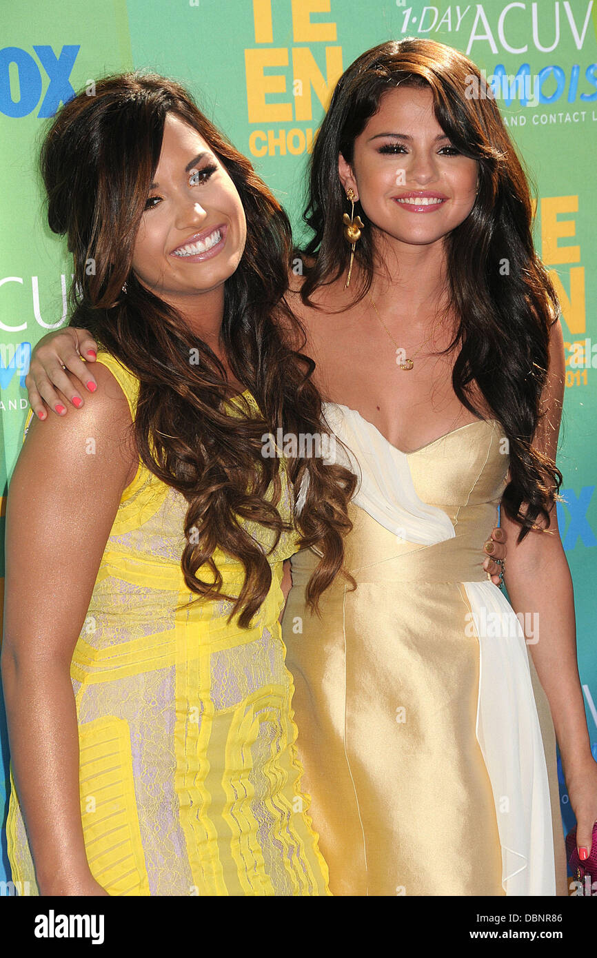 Demi Lovato and Selena Gomez 2011 Teen Choice Awards held at Gibson ...