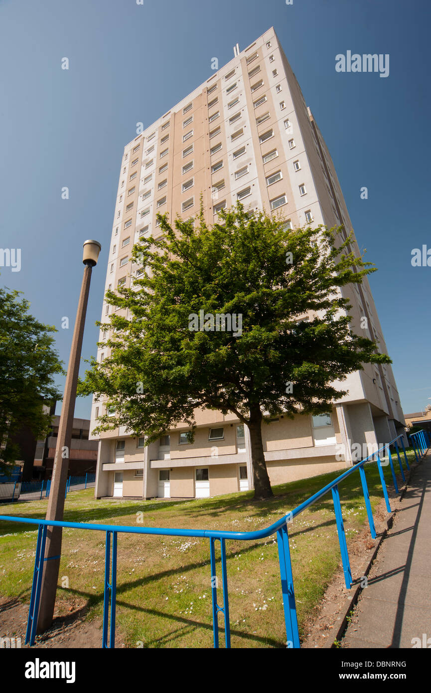 high rise tower block Stock Photo - Alamy