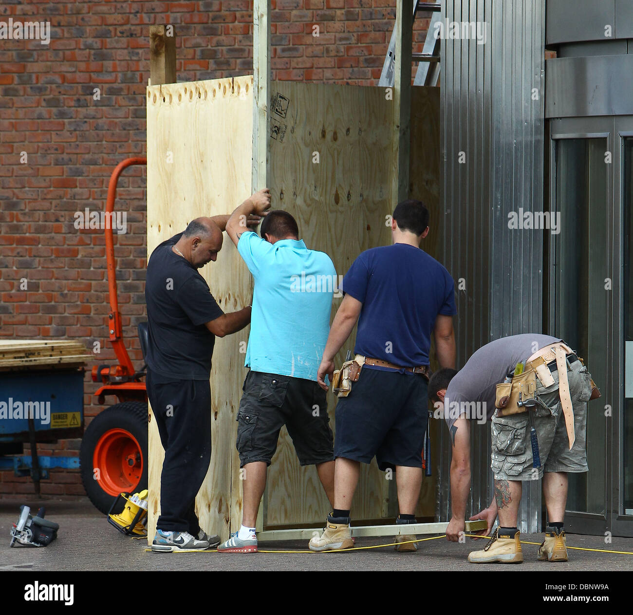 Surrey Quays shopping centre is boarded up in the aftermath of the ...
