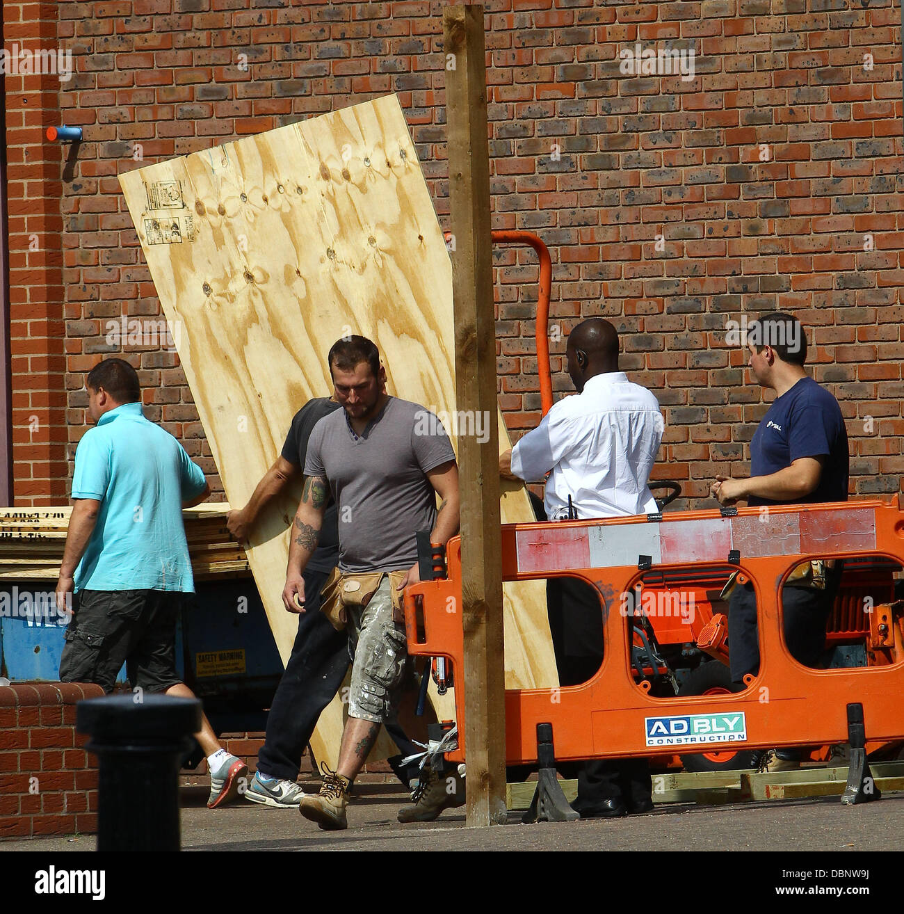Surrey Quays shopping centre is boarded up in the aftermath of the ...