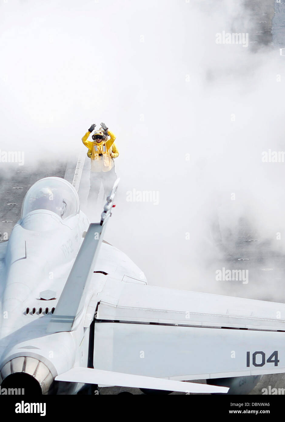 Steam aircraft hi-res stock photography and images - Alamy