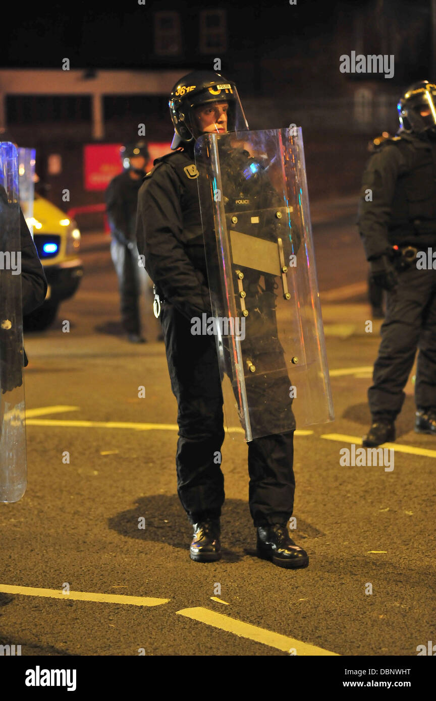 Riot Police were out in force in the Smithdown Road area of Liverpool ...