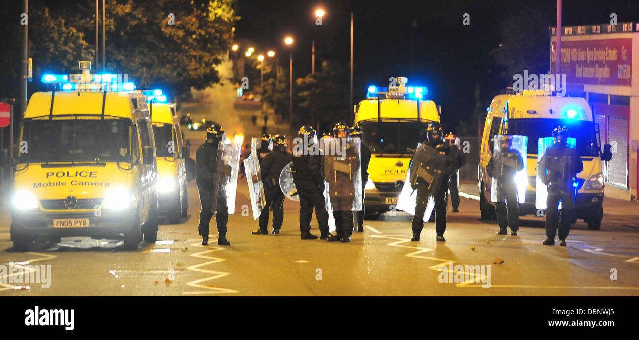 Riot Police were out in force in the Smithdown Road area of Liverpool ...