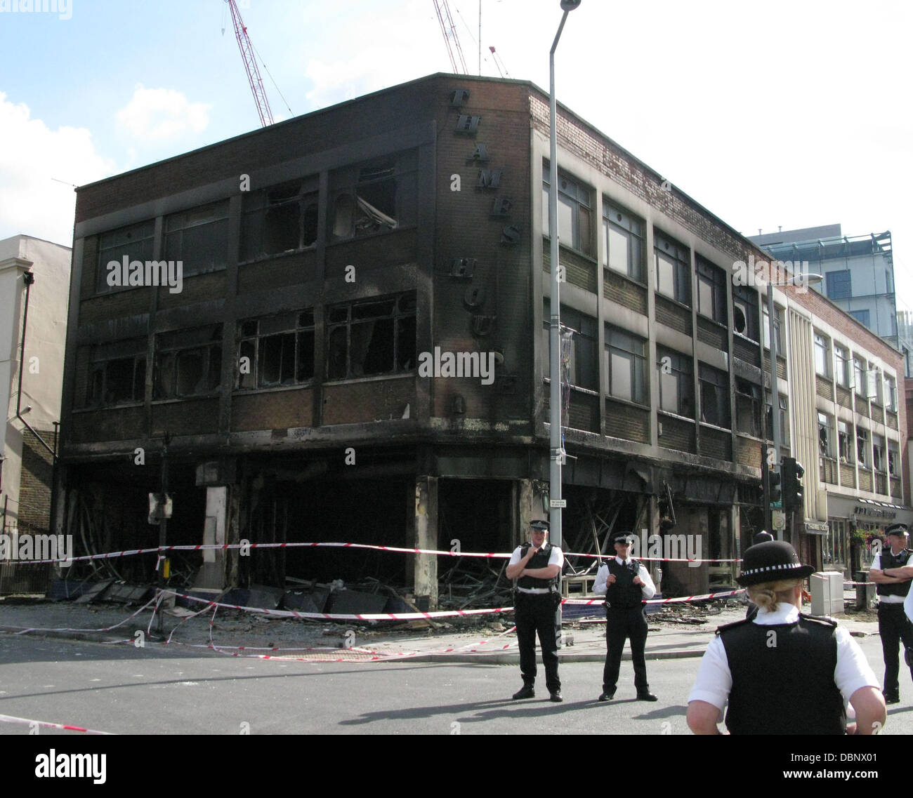 Burnt out pub hi-res stock photography and images - Alamy