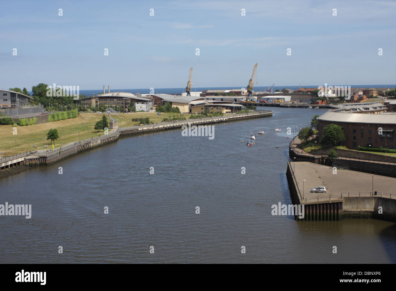 River wear sunderland university hi-res stock photography and images ...