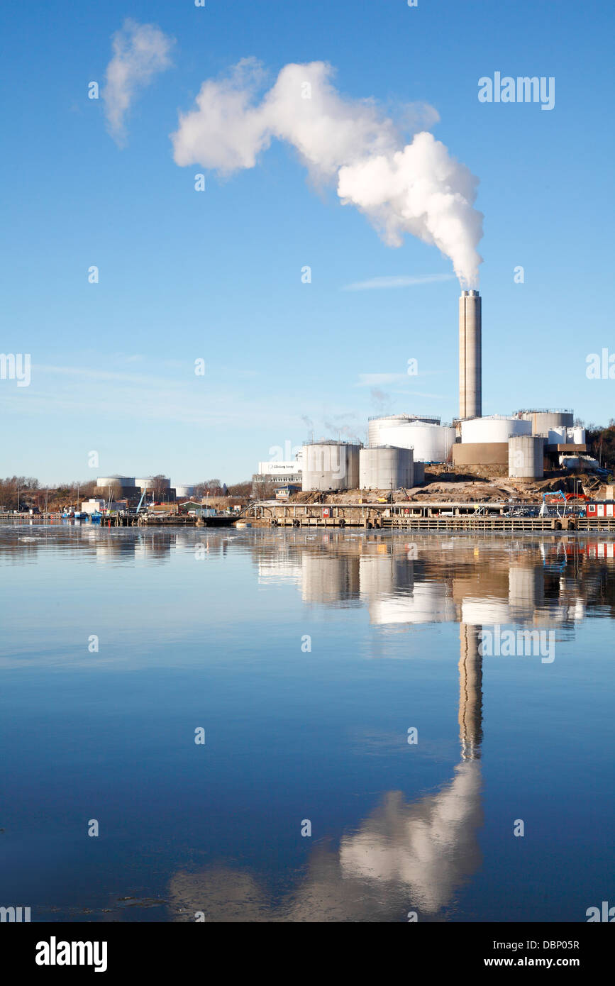 Industrial smoke stack hi-res stock photography and images - Alamy