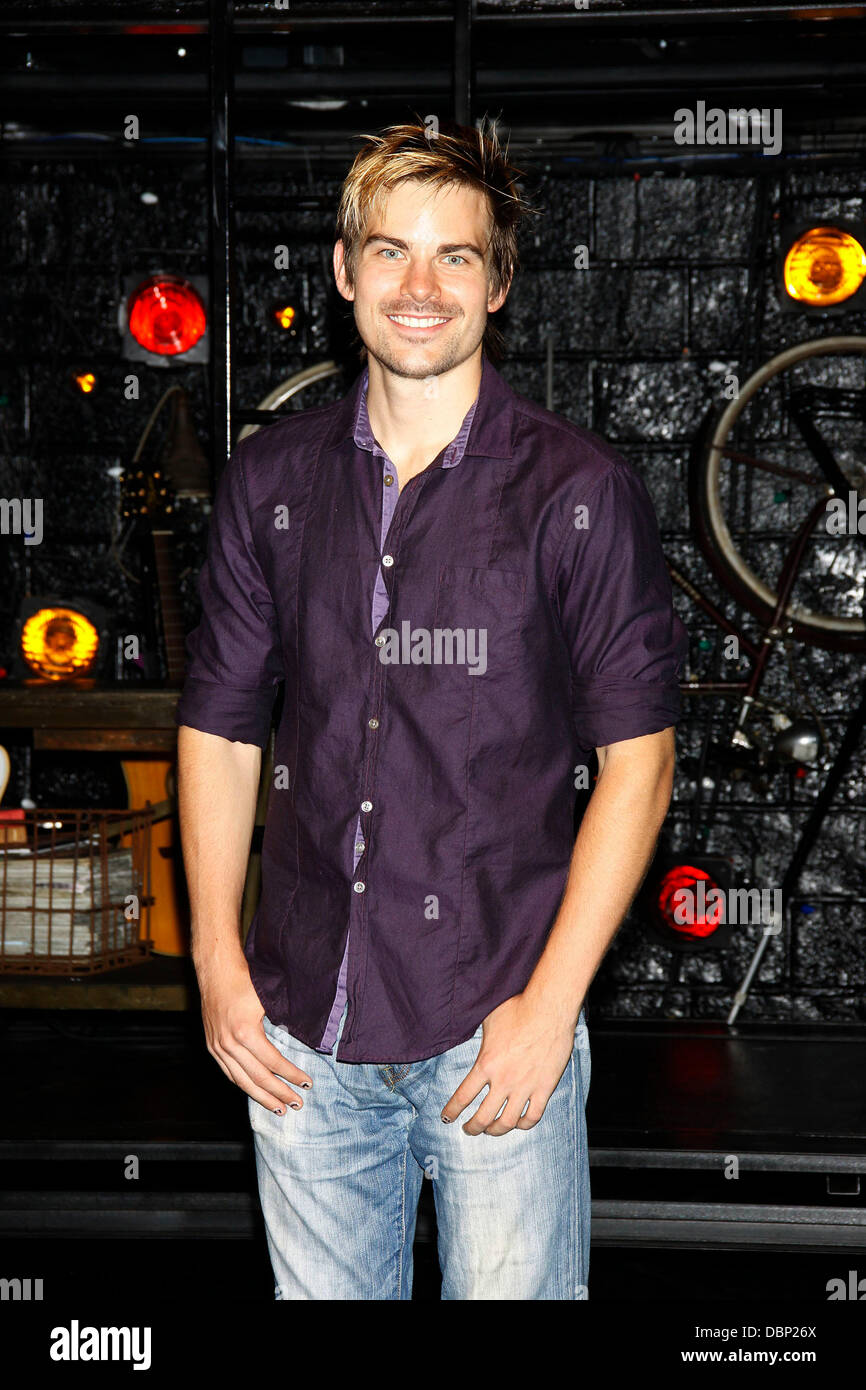 Matt Shingledecker Meet and greet with the cast of the Off-Broadway ...