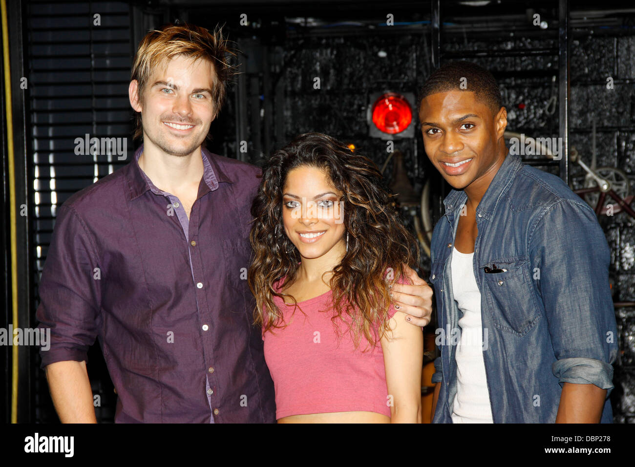 Matt shingledecker broadway hi-res stock photography and images - Alamy