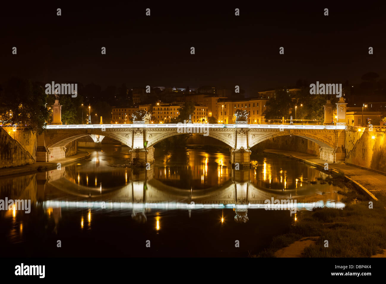 Ponte Vittorio Emanuele II in Rome, Italy Stock Photo - Alamy