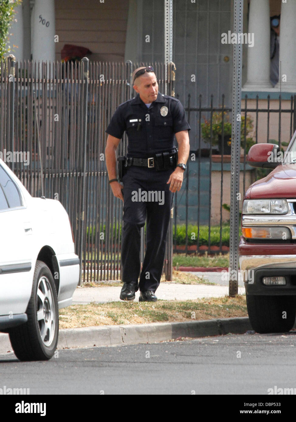 Hollywood heart-throb Jake Gyllenhaal dons a policeman's uniform for ...