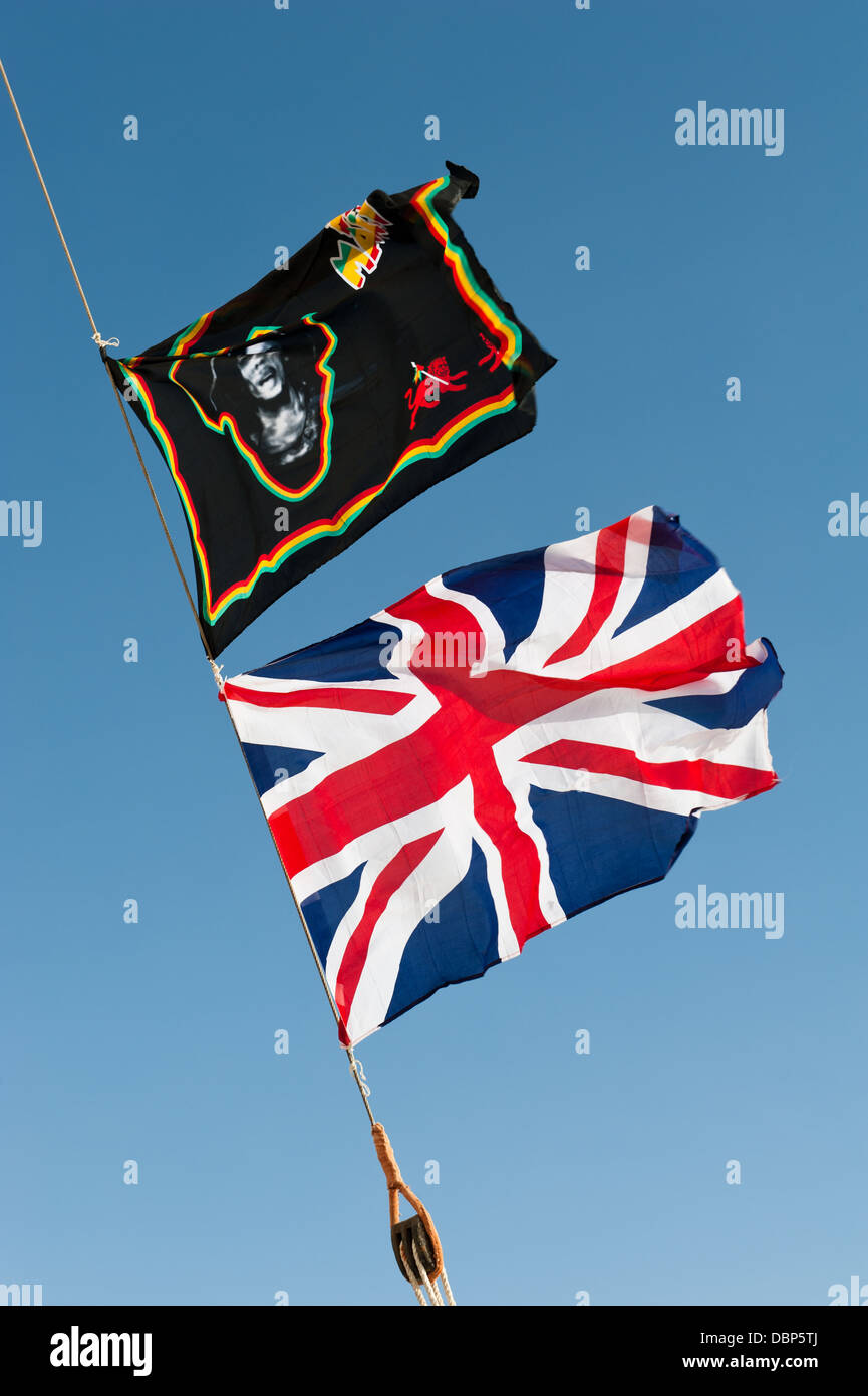A union jack flag on a boat hi-res stock photography and images - Alamy