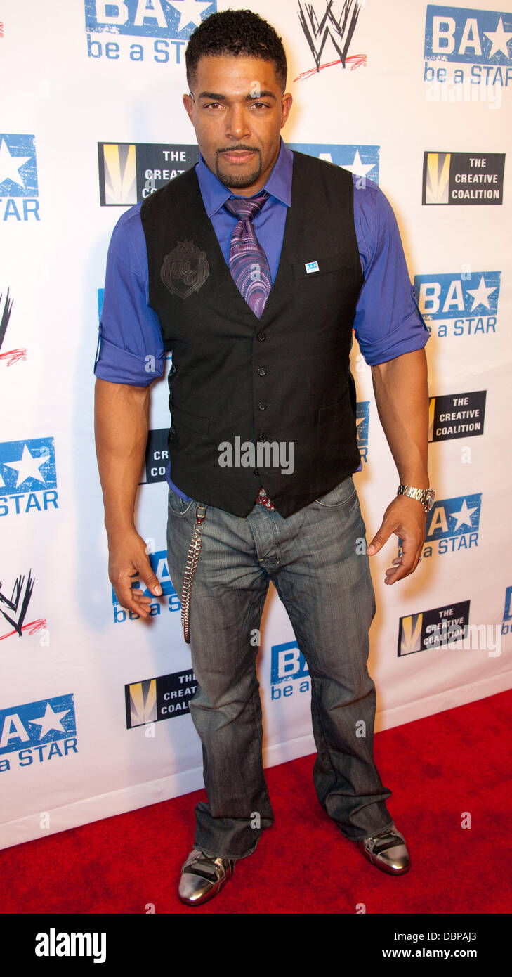 David otunga hi-res stock photography and images - Alamy