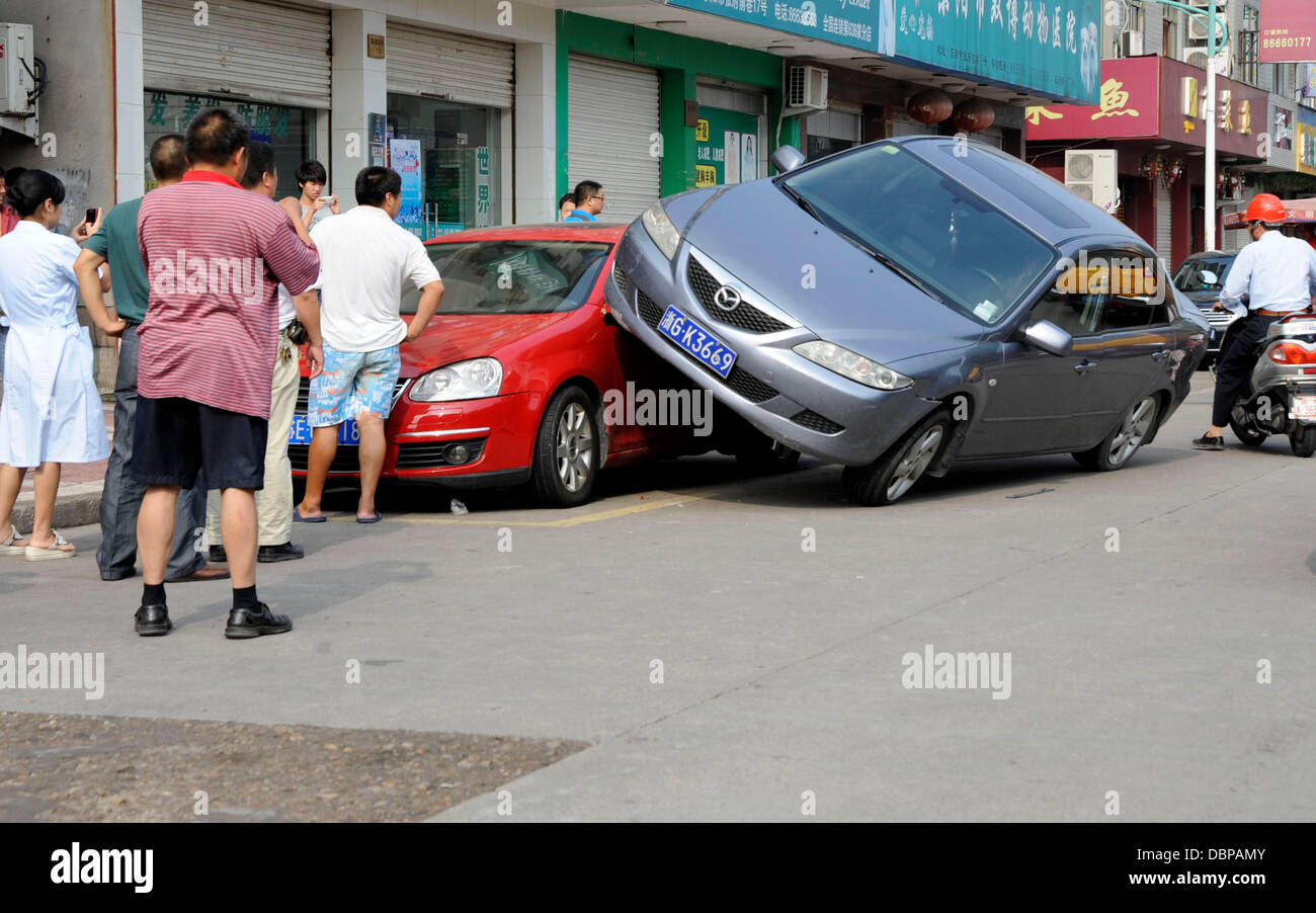 Staged car accident hi-res stock photography and images - Alamy