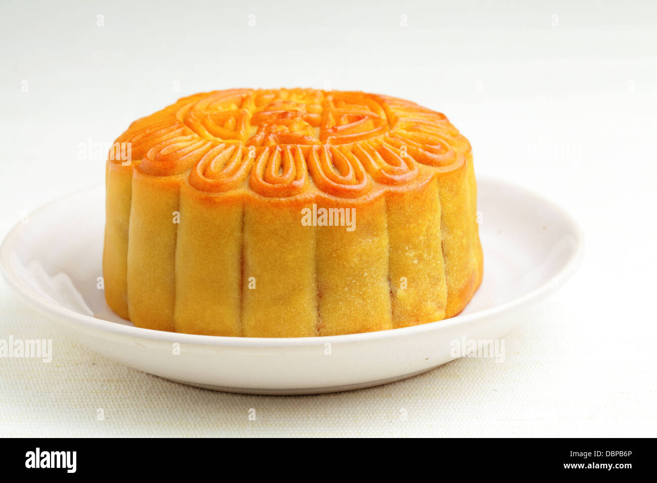 Quarter cut cake hi-res stock photography and images - Alamy
