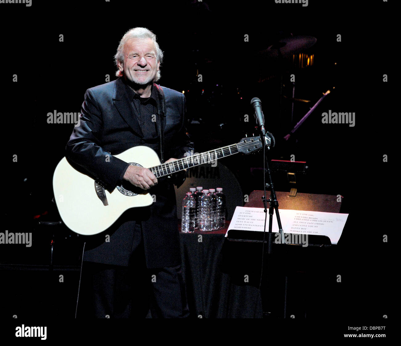 Colm wilkinson hi-res stock photography and images - Alamy