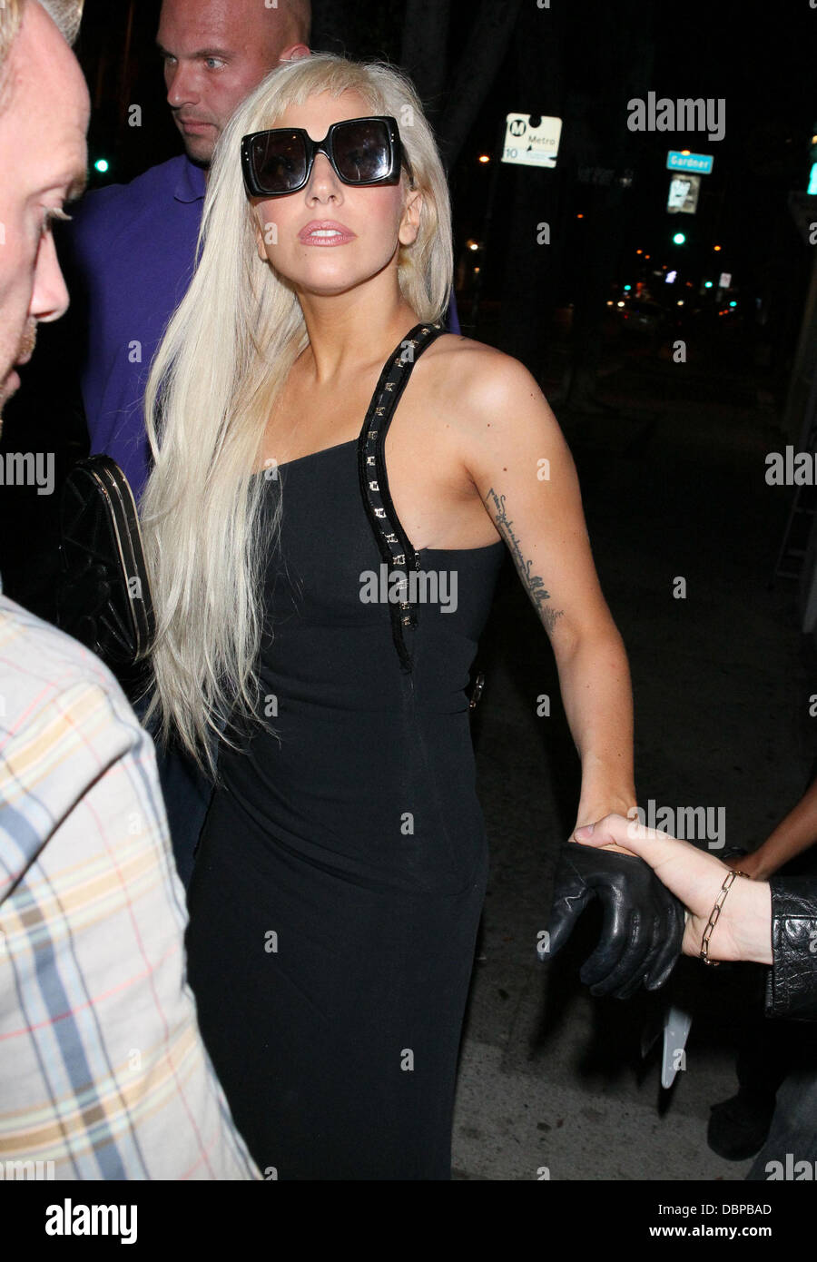 Lady Gaga leaves a recording studio in Hollywood at 1am and signs ...