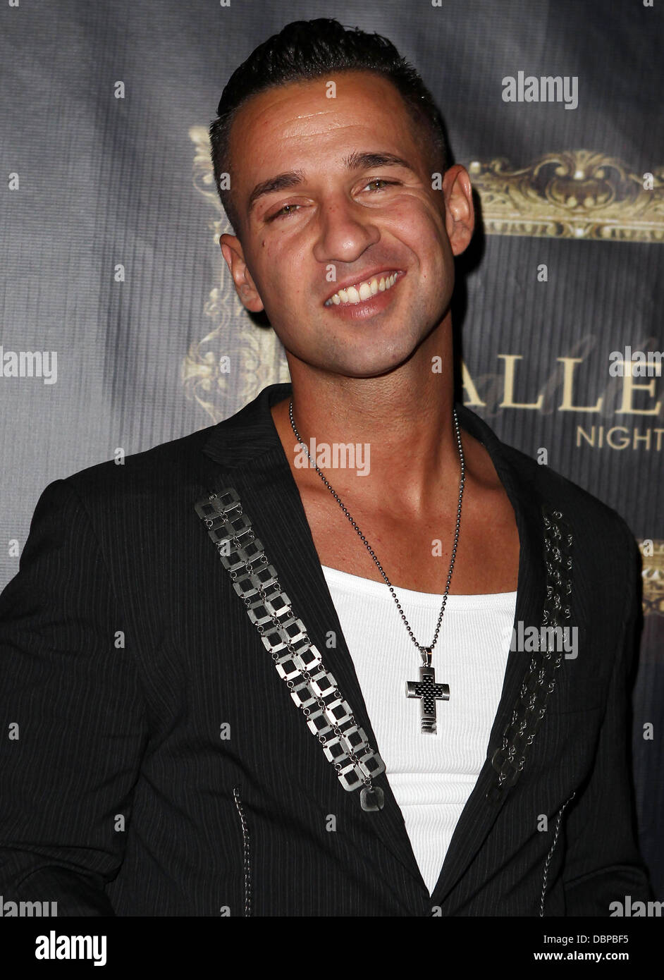 Mike 'The Situation' Sorrentino Lucas Till celebrates his 21st Birthday ...
