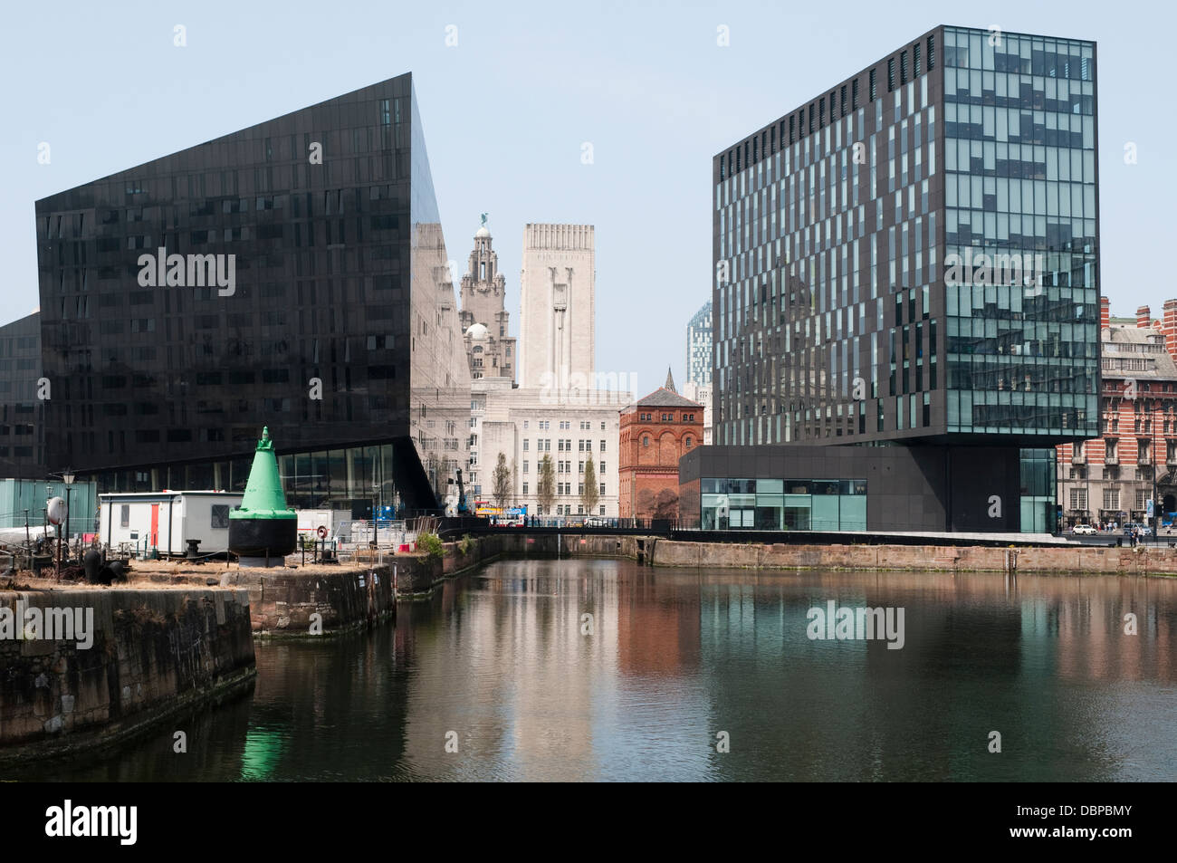 Old dock buildings hi-res stock photography and images - Alamy
