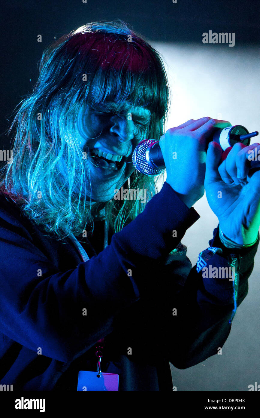 Ariel pinks haunted graffiti hi-res stock photography and images - Alamy