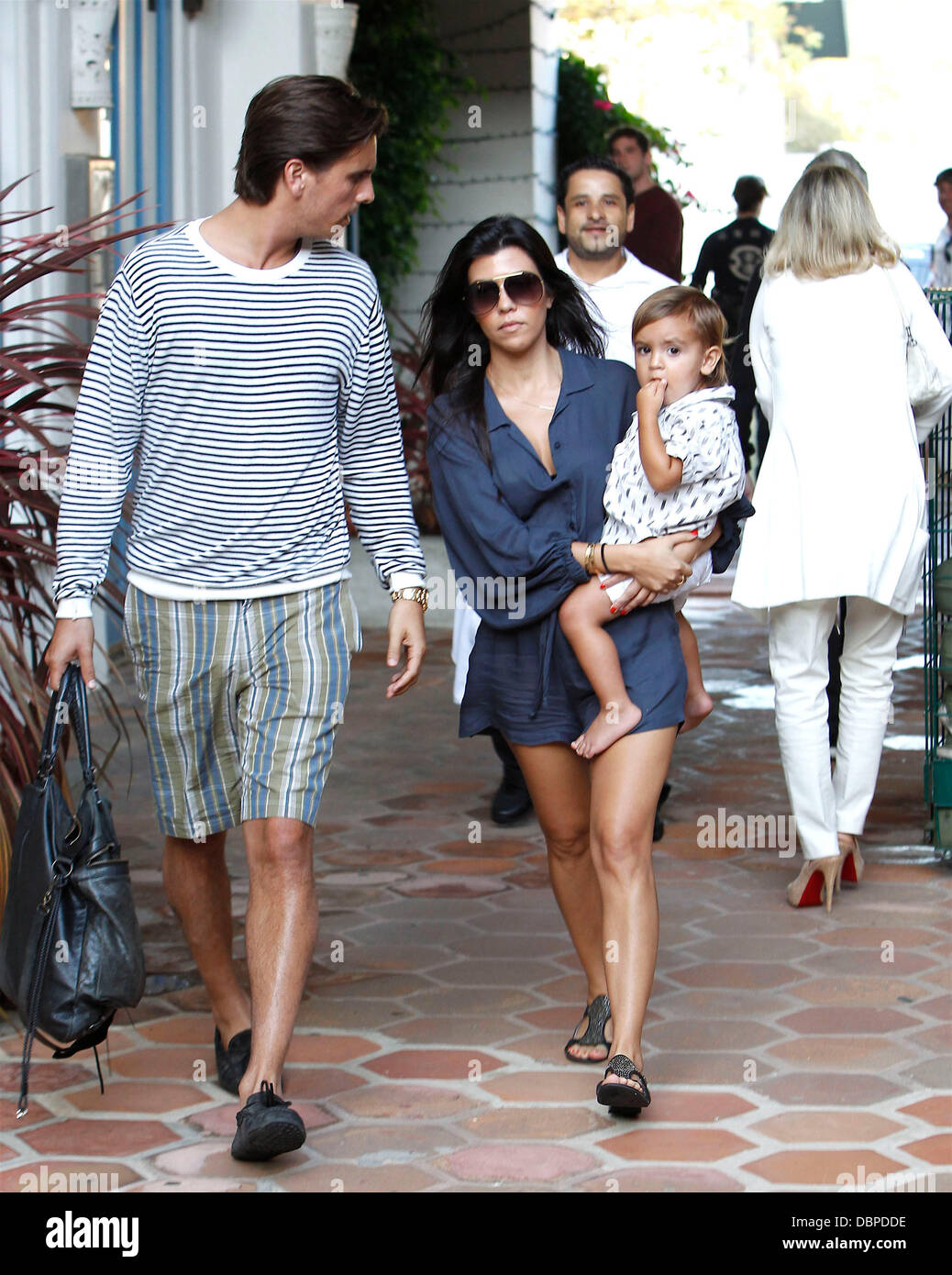Kourtney kardashian and son mason disick hi-res stock photography and ...