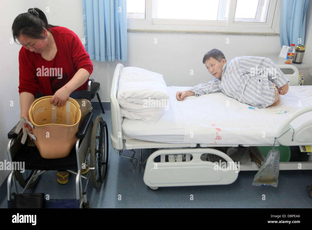 HALF MAN RECEIVES CUTTING EDGE TREATMENT The Chinese 'Half Man', the ...