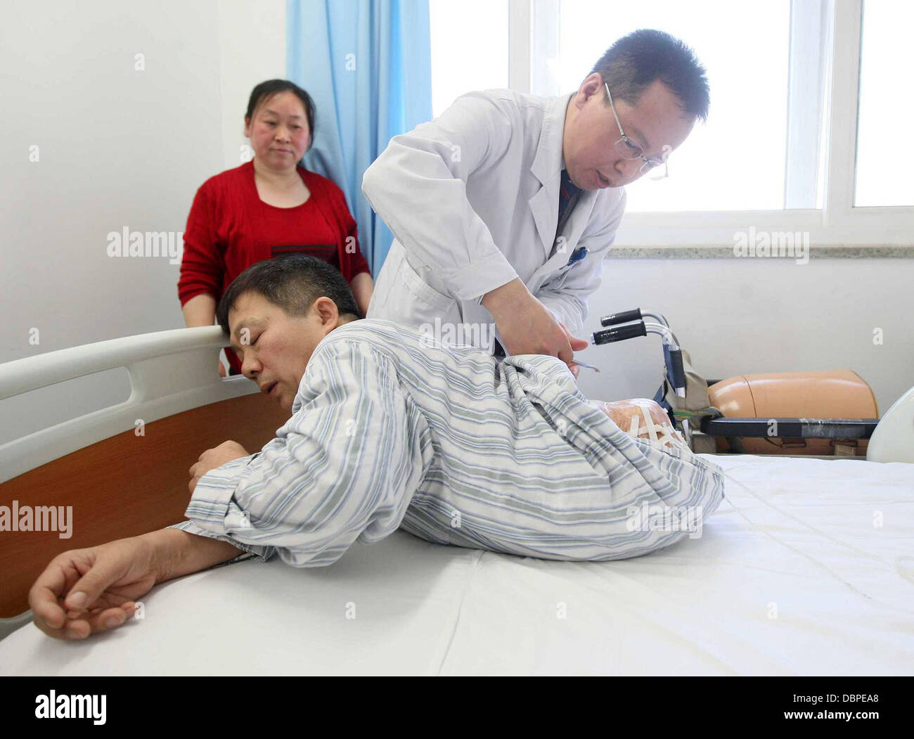 HALF MAN RECEIVES CUTTING EDGE TREATMENT The Chinese 'Half Man', the ...