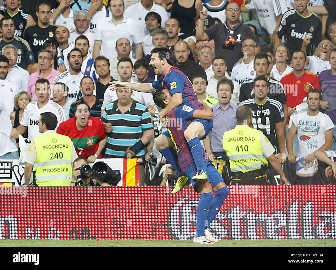 Lionel Messi and Alexis Sanchez Supercopa 2011 Real Madrid vs FC ...
