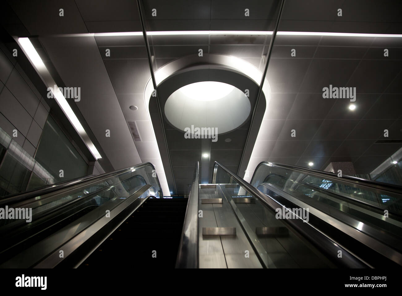 Bayfront MRT Station Singapore Underground Stock Photo - Alamy